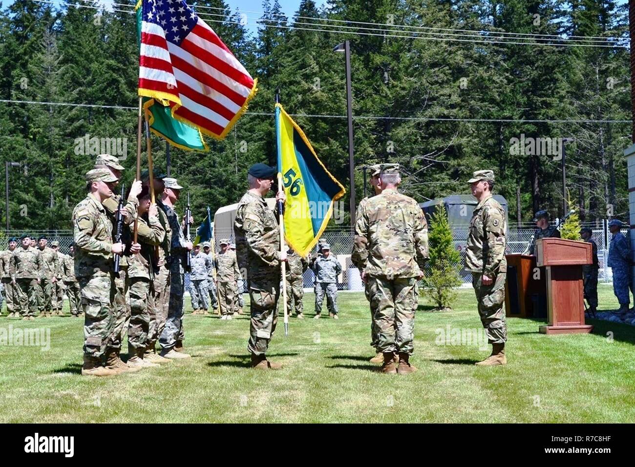 JOINT BASE LEWIS-MCCHORD, Wash. – Col. Curt R. Simonson relinquishes ...