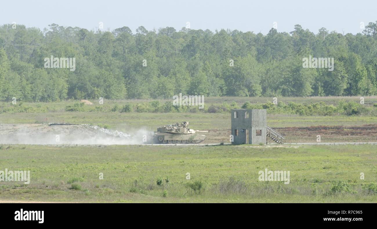 Soldiers from 2nd Battalion, 7th Infantry Regiment, 1st Armored Brigade ...