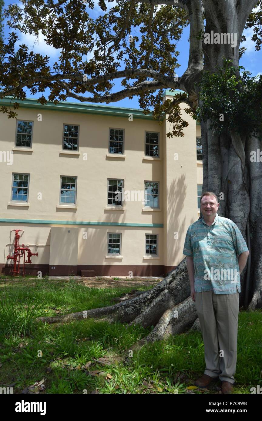 SCHOFIELD BARRACKS — Ken Hays, architectural historian for the ...