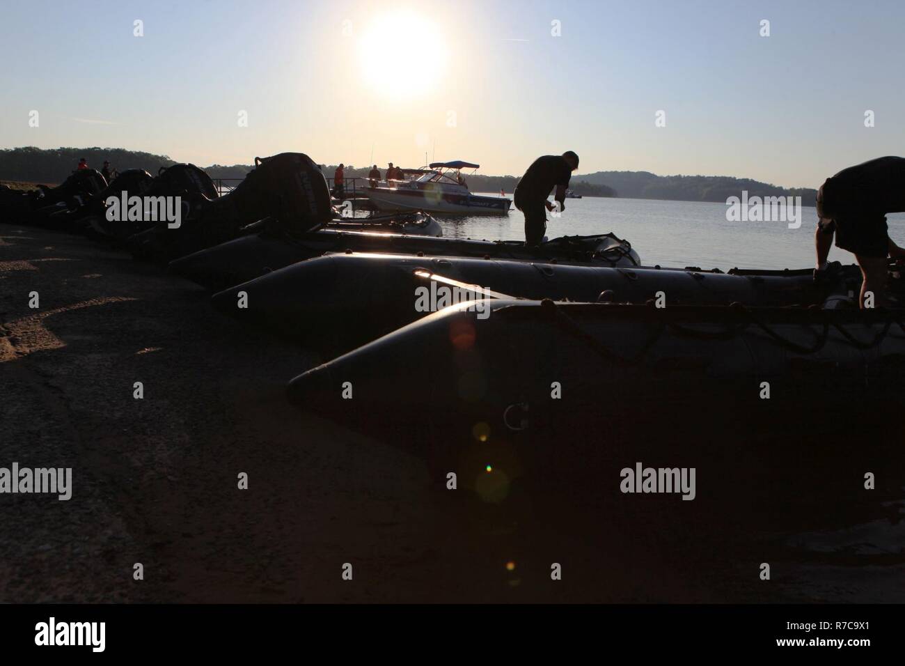 Soldiers assigned to the 5th Ranger Training Battalion (5th RTB ...