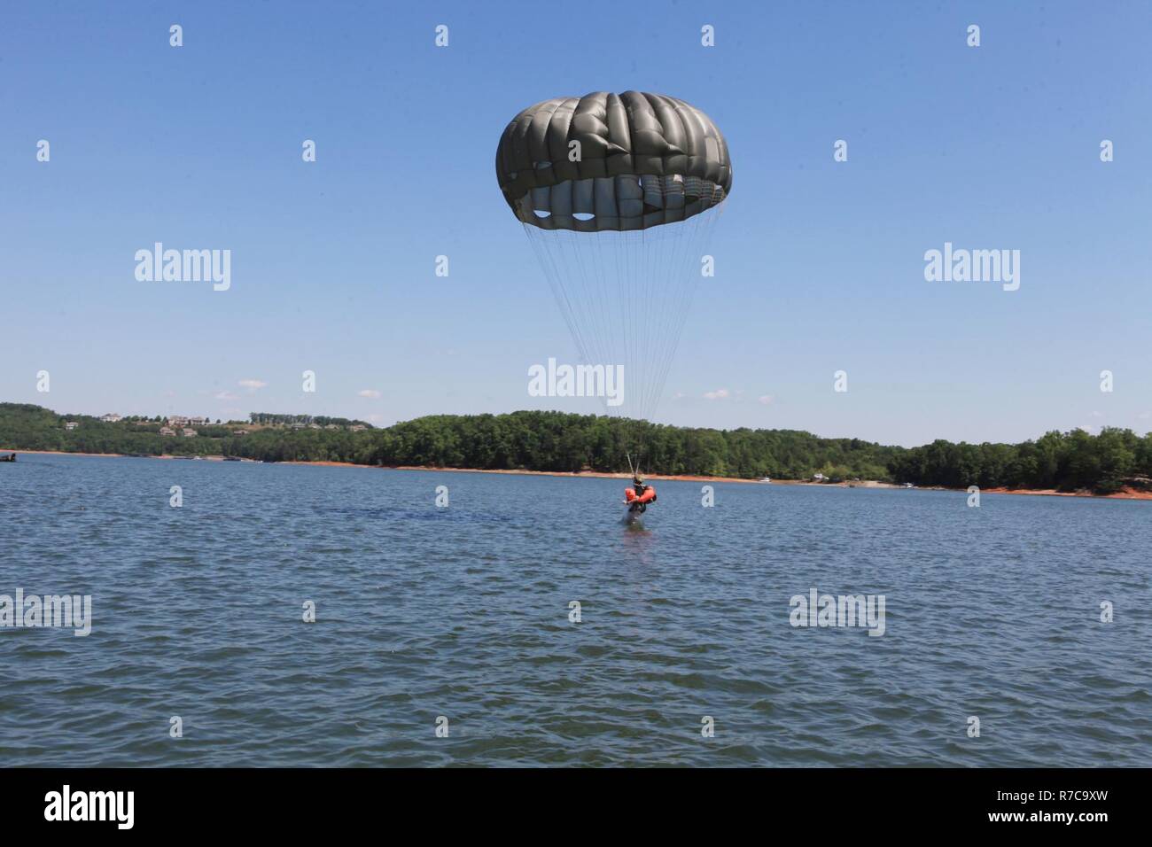 A Paratrooper with the 5th Ranger Training Battalion (5th RTB), Camp ...