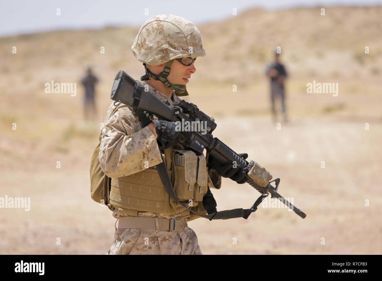U.S. Marines with Military Police Company Alpha, 4th Law Enforcement ...