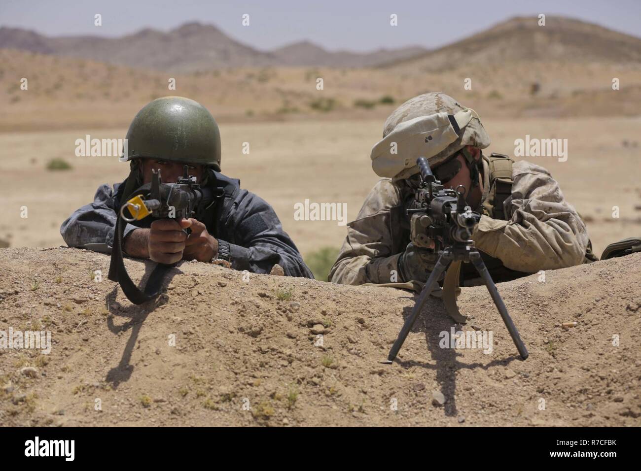 U.S. Marines with Military Police Company Alpha, 4th Law Enforcement ...