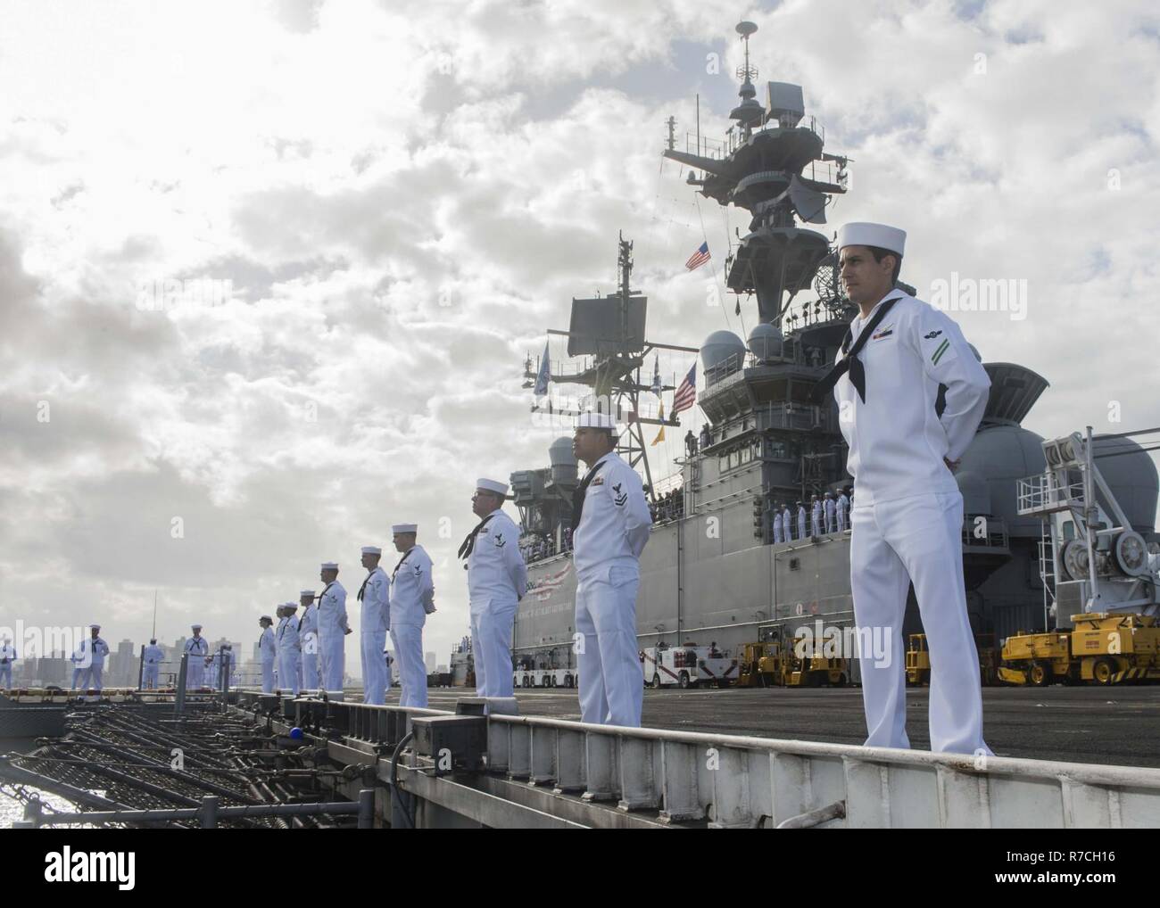 SAN DIEGO (May 15, 2017) - Sailors man the rails aboard USS Makin ...