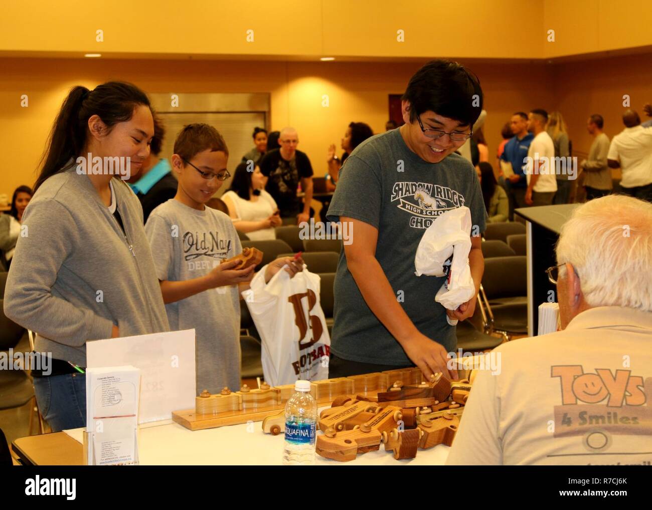 Soldiers and Family members of the 650th Regional Support Group, 311th ...