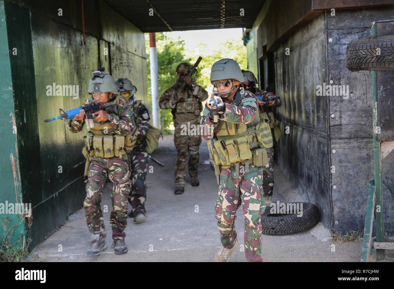 Philippine Army Full Battle Gear