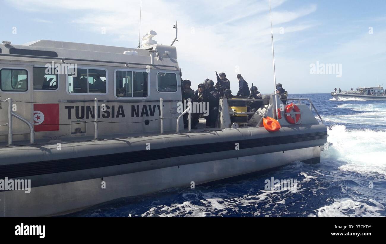 BIZERTE, Tunisia (May 13, 2017) Tunisian Naval Special Operations ...