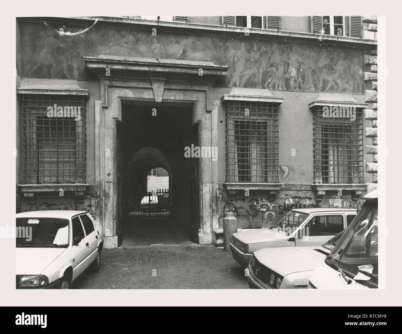 Palazzo ricci roma hi-res stock photography and images - Alamy