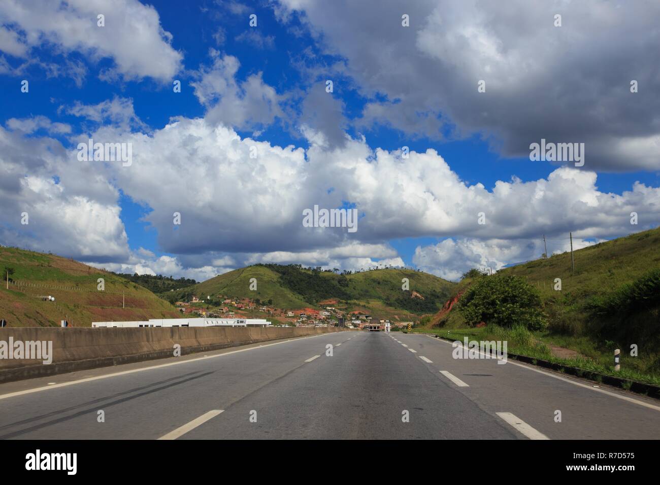 Brazilian road hi-res stock photography and images - Alamy