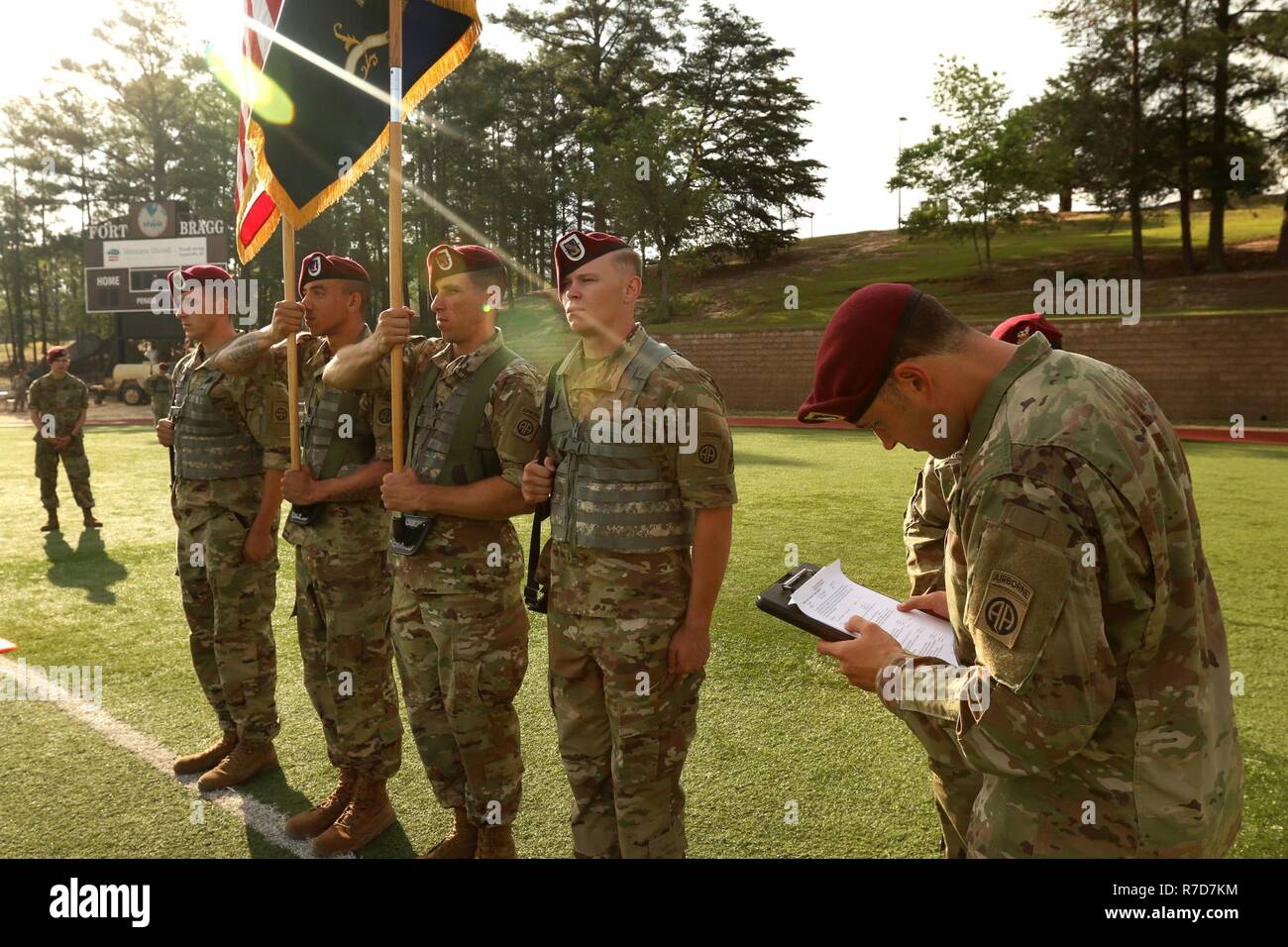 Paratroopers from the 1st Battalion, 508th Parachute Infantry Regiment ...