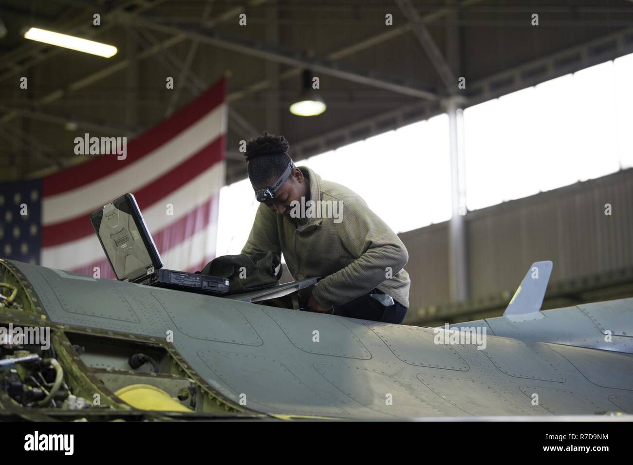 Cockpit wiring hi-res stock photography and images - Alamy
