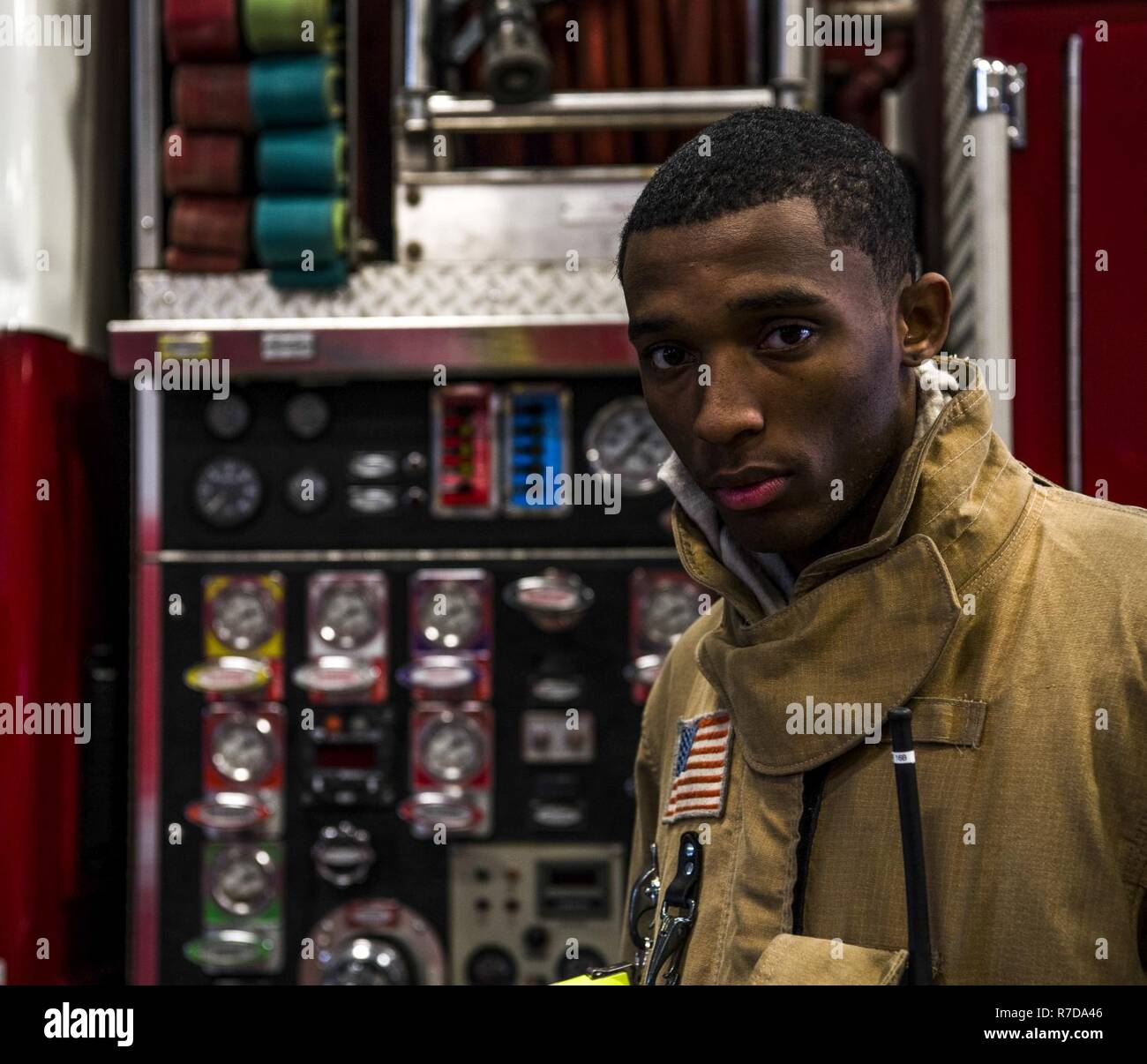 Fighterfighter hi-res stock photography and images - Alamy