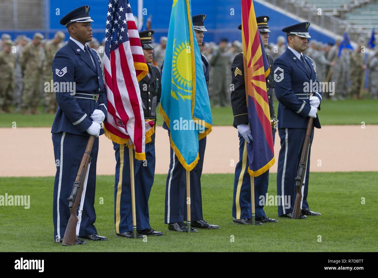 Arizona Color Guard stand on the field with more than 3800 Arizona ...