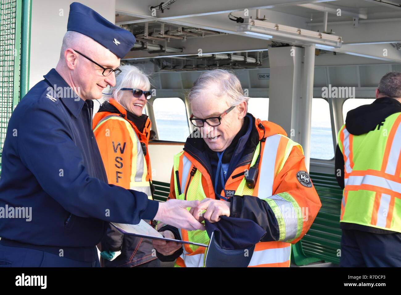 Wsferries hi-res stock photography and images - Alamy