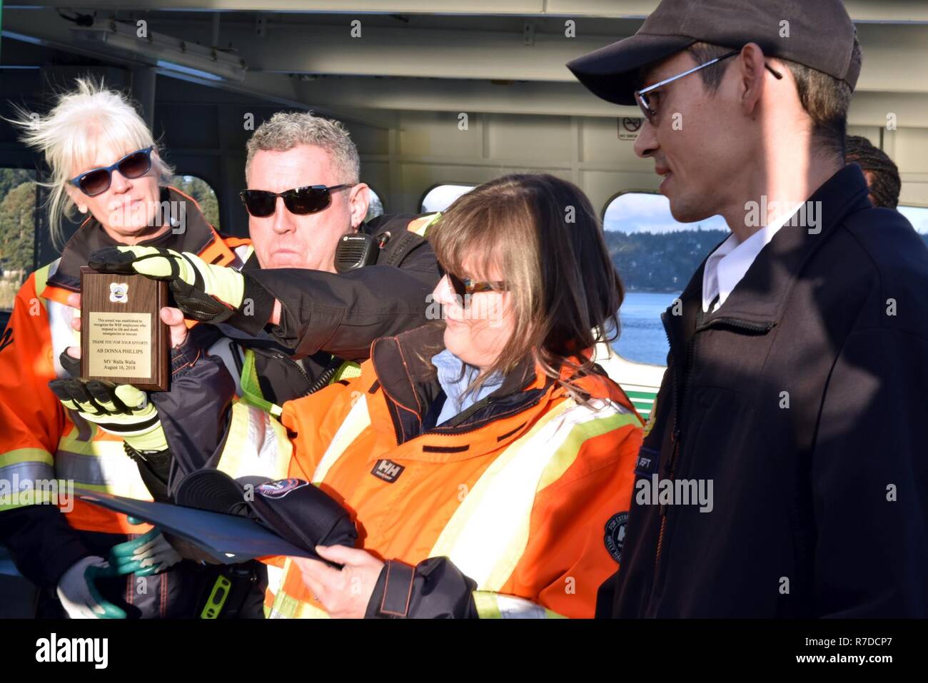 Crew member certificate hi-res stock photography and images - Alamy