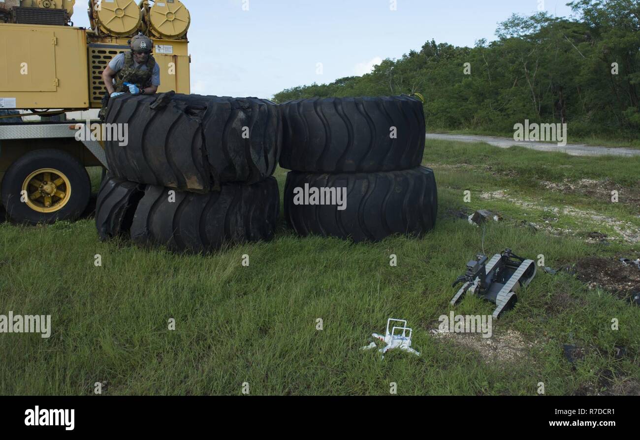 Irobot 310 hi-res stock photography and images - Alamy