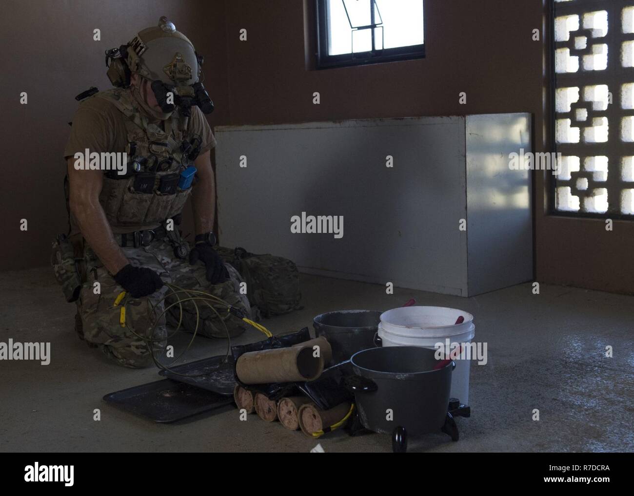 NAVAL BASE GUAM, (Dec 4, 2018) Sailors assigned to Explosive Ordnance ...