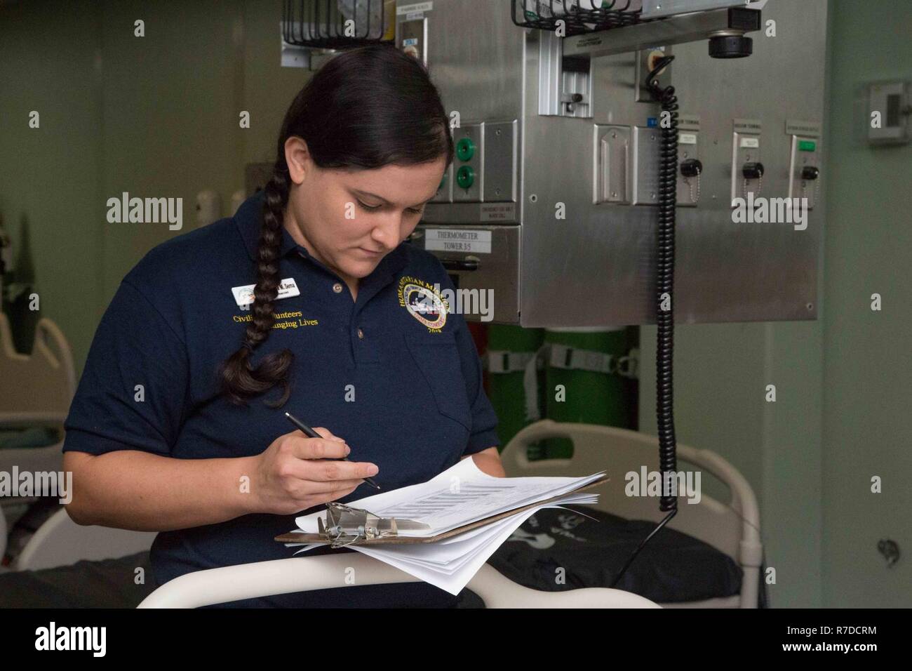 Member disaster medical assistance team hi-res stock photography and ...