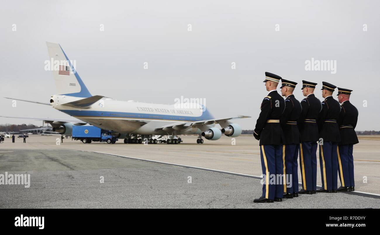 The Presidential Salute Gun Battery, 3rd U.S. Infantry Regiment (The ...