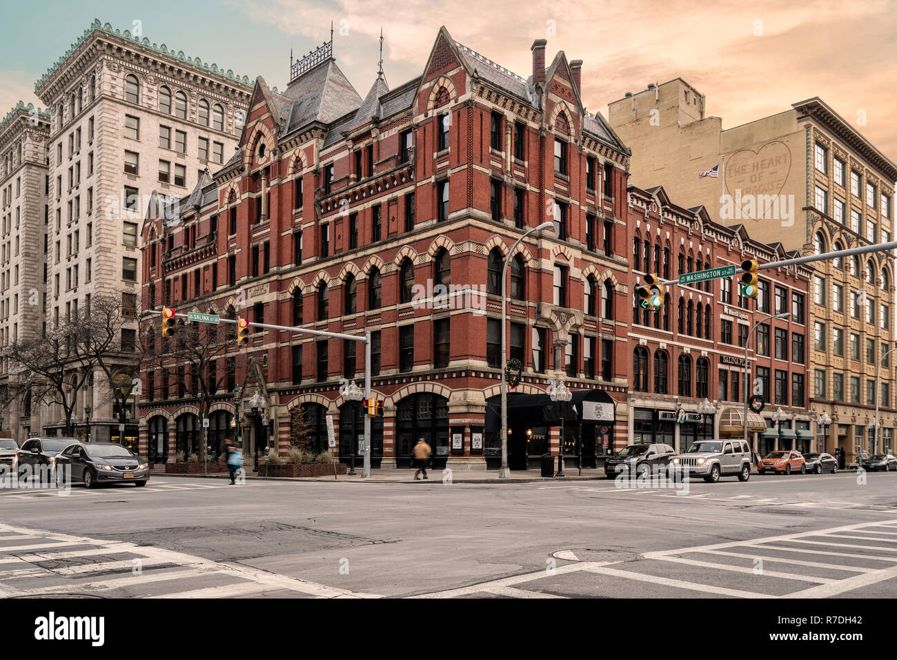 SYRACUSE, NEW YORK - DEC 07, 2018: A street view of downtown Syracuse ...
