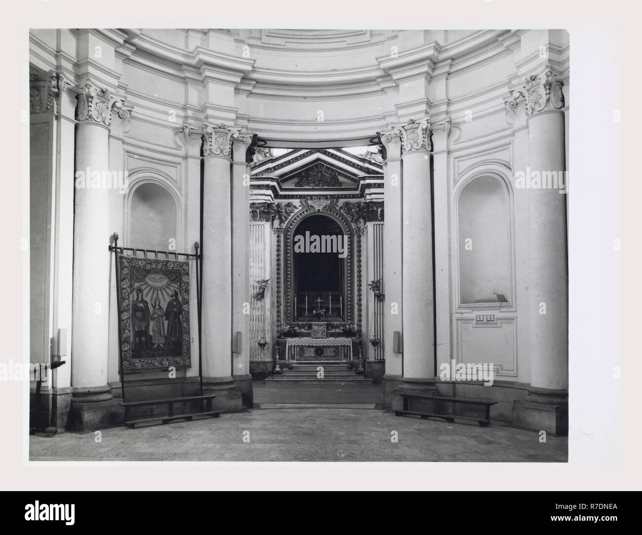 Renaissance tripartite facade hi-res stock photography and images - Alamy