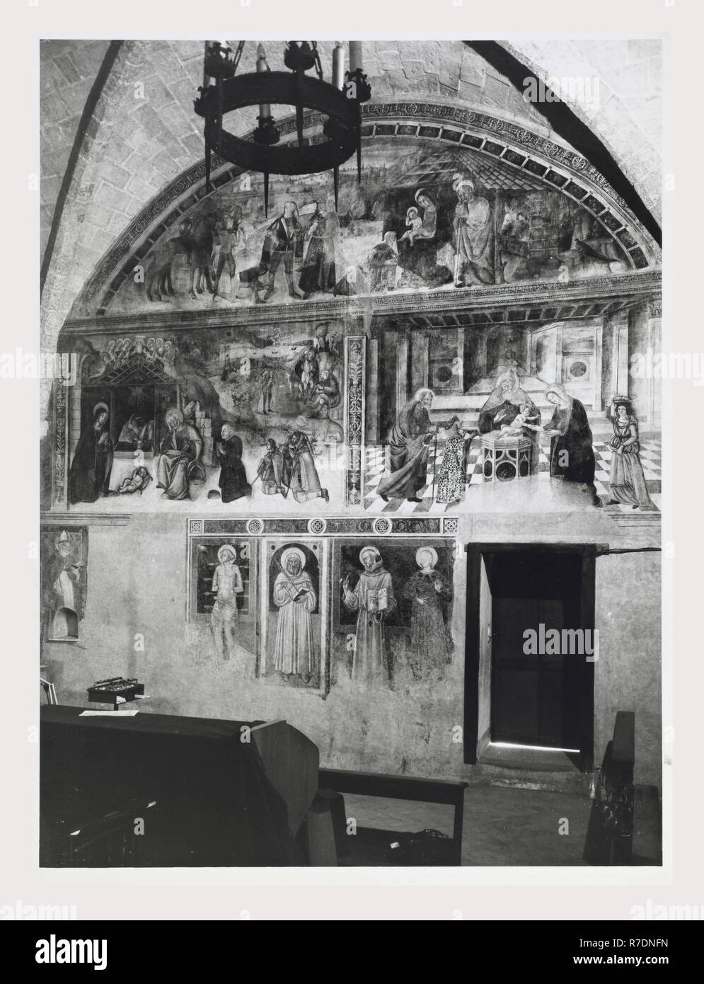 Renaissance tripartite facade hi-res stock photography and images - Alamy