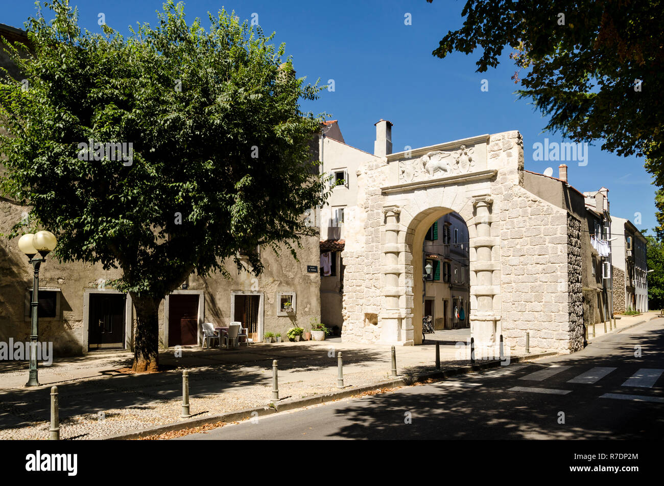 Venetian arch hi-res stock photography and images - Alamy