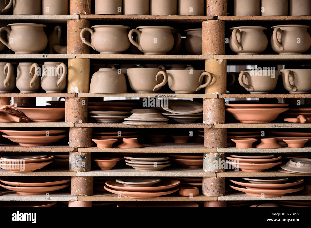 Hand Made Pottery Stock Photos & Hand Made Pottery Stock Images - Alamy