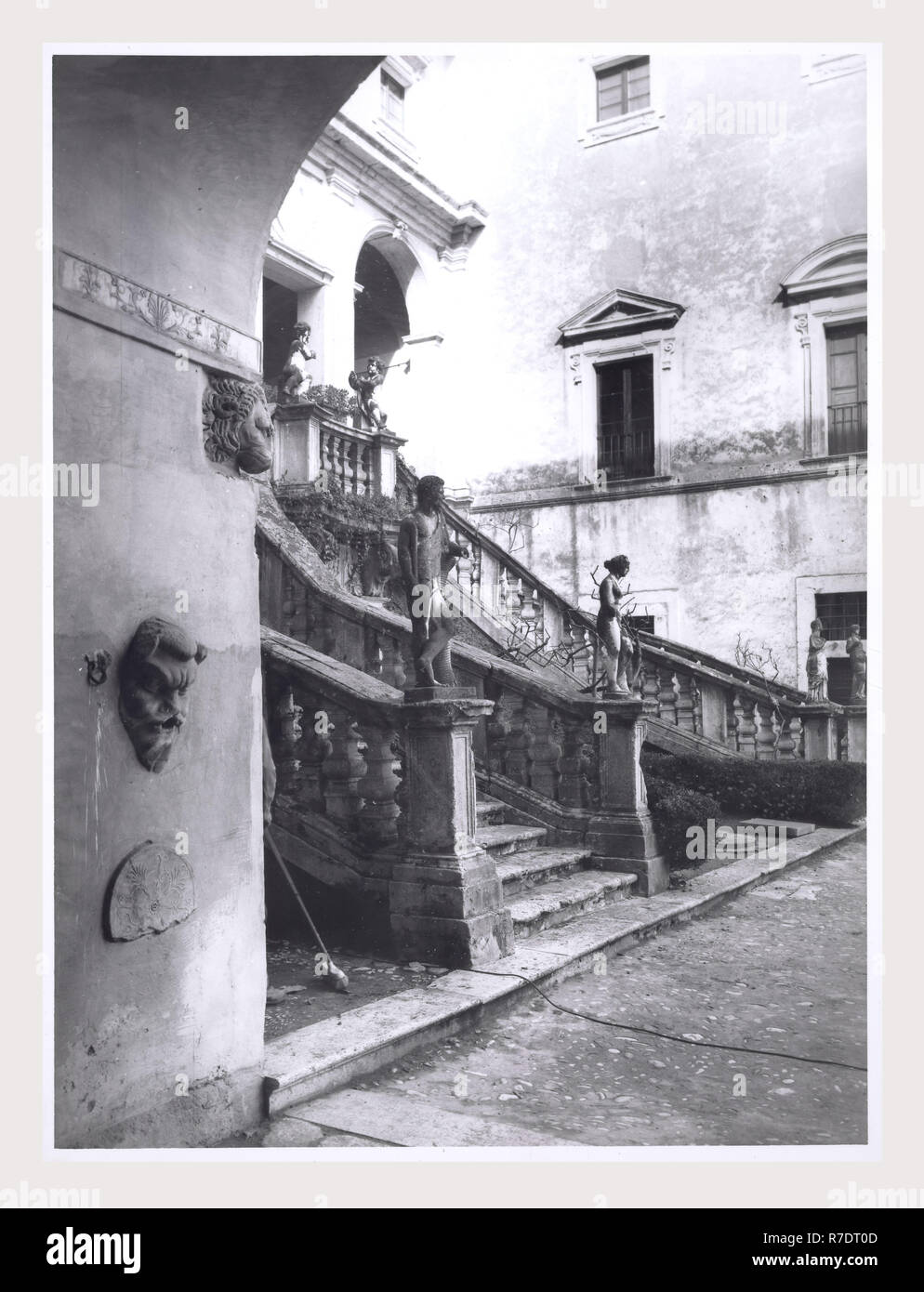 Gallese palazzo ducale hi-res stock photography and images - Alamy