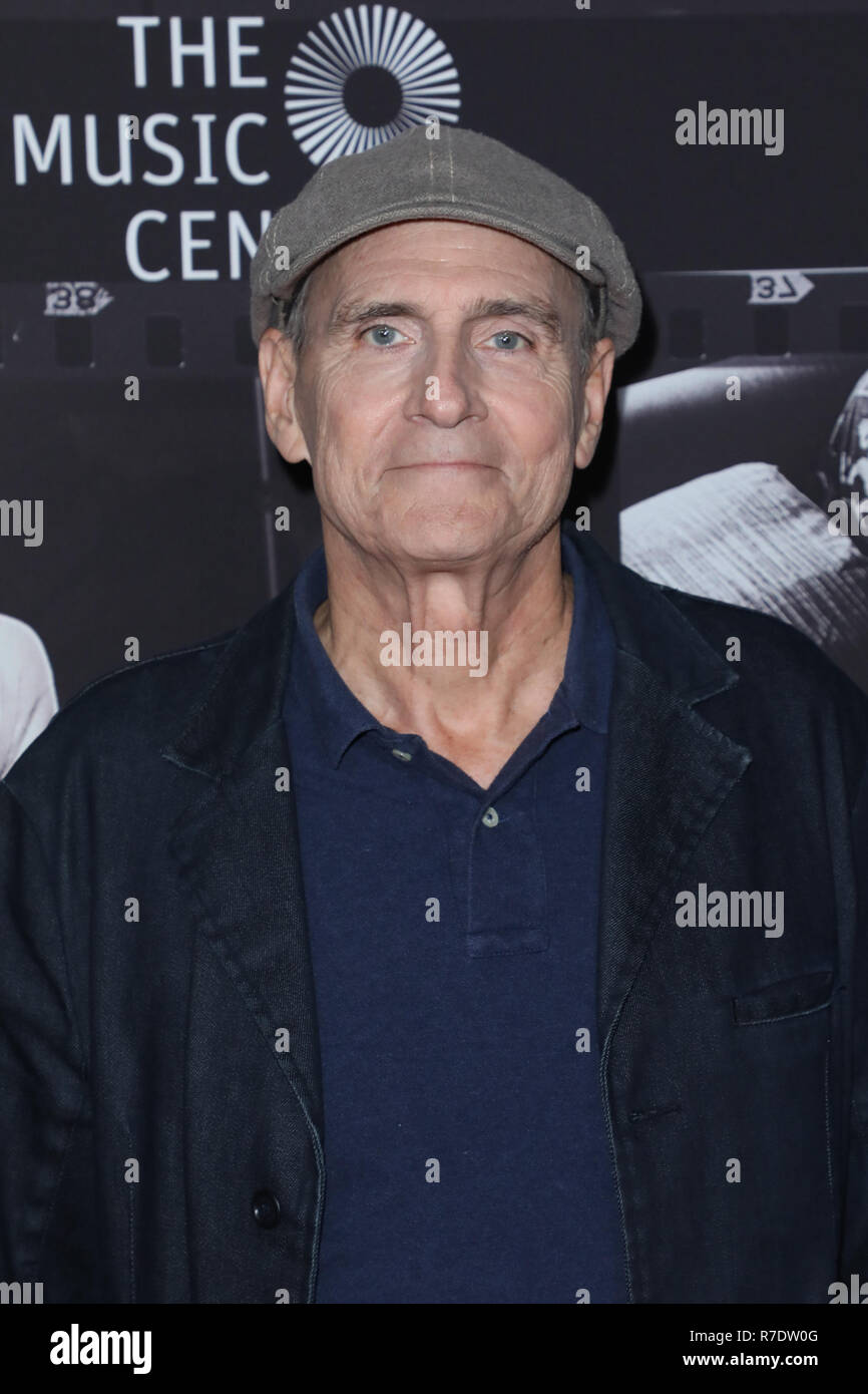 'JONI 75: A Birthday Celebration Live at the Dorothy Chandler Pavilion ...