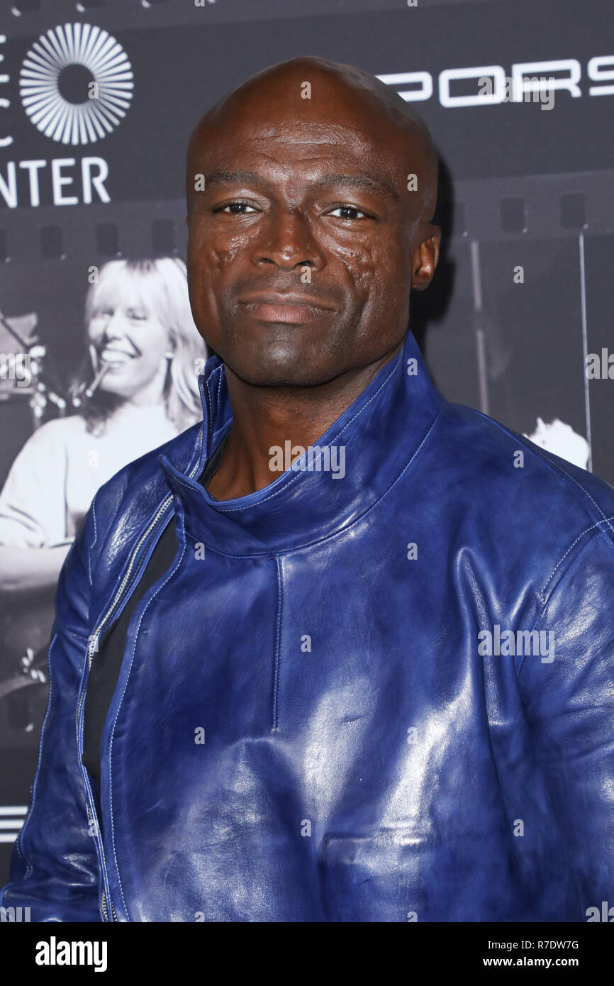 'JONI 75: A Birthday Celebration Live at the Dorothy Chandler Pavilion ...