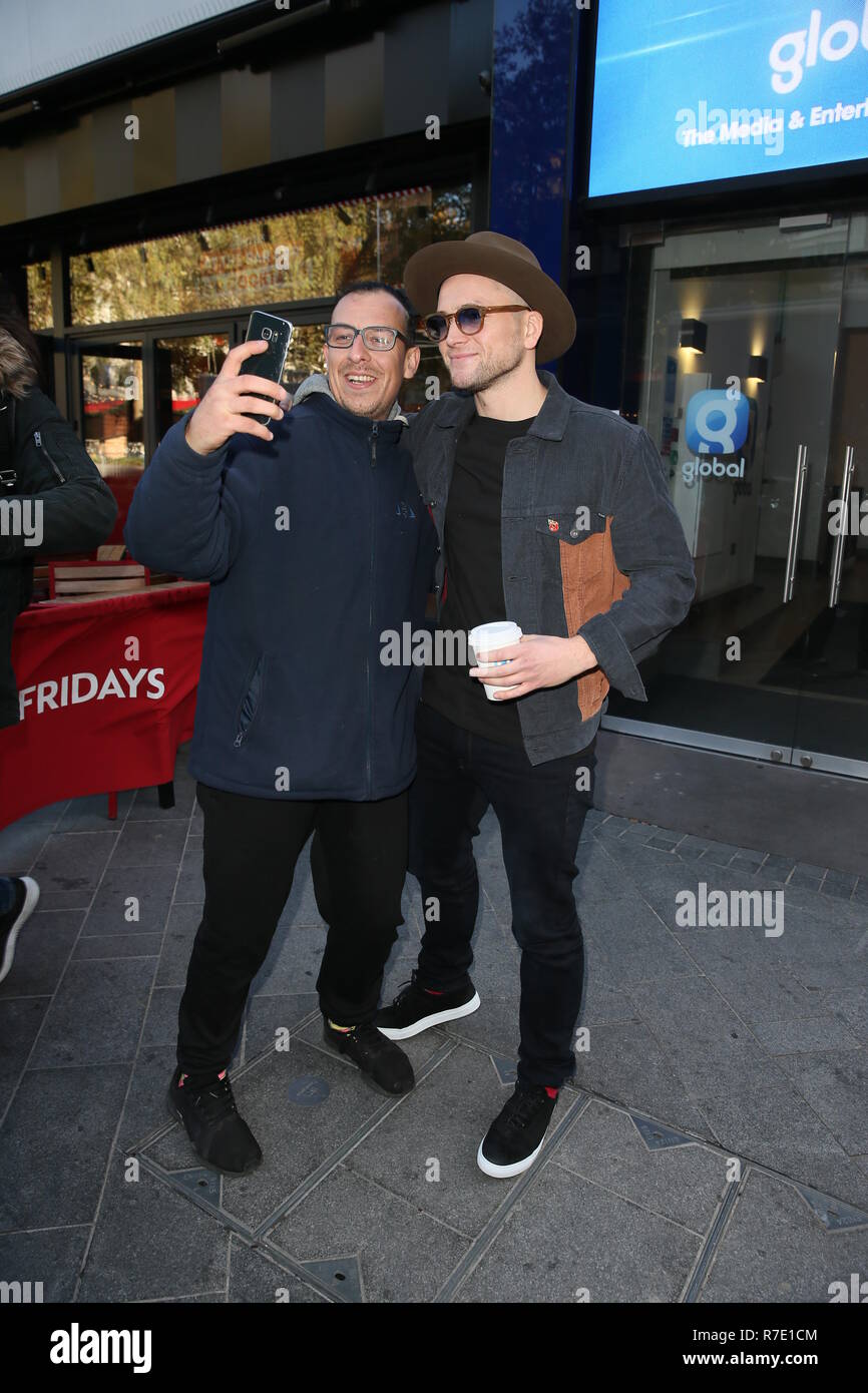 Rocketman taron egerton movie hi-res stock photography and images - Alamy