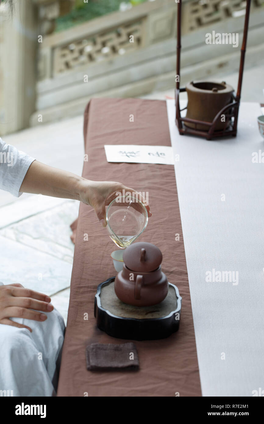 Chinese tea ceremony and tea set Stock Photo - Alamy