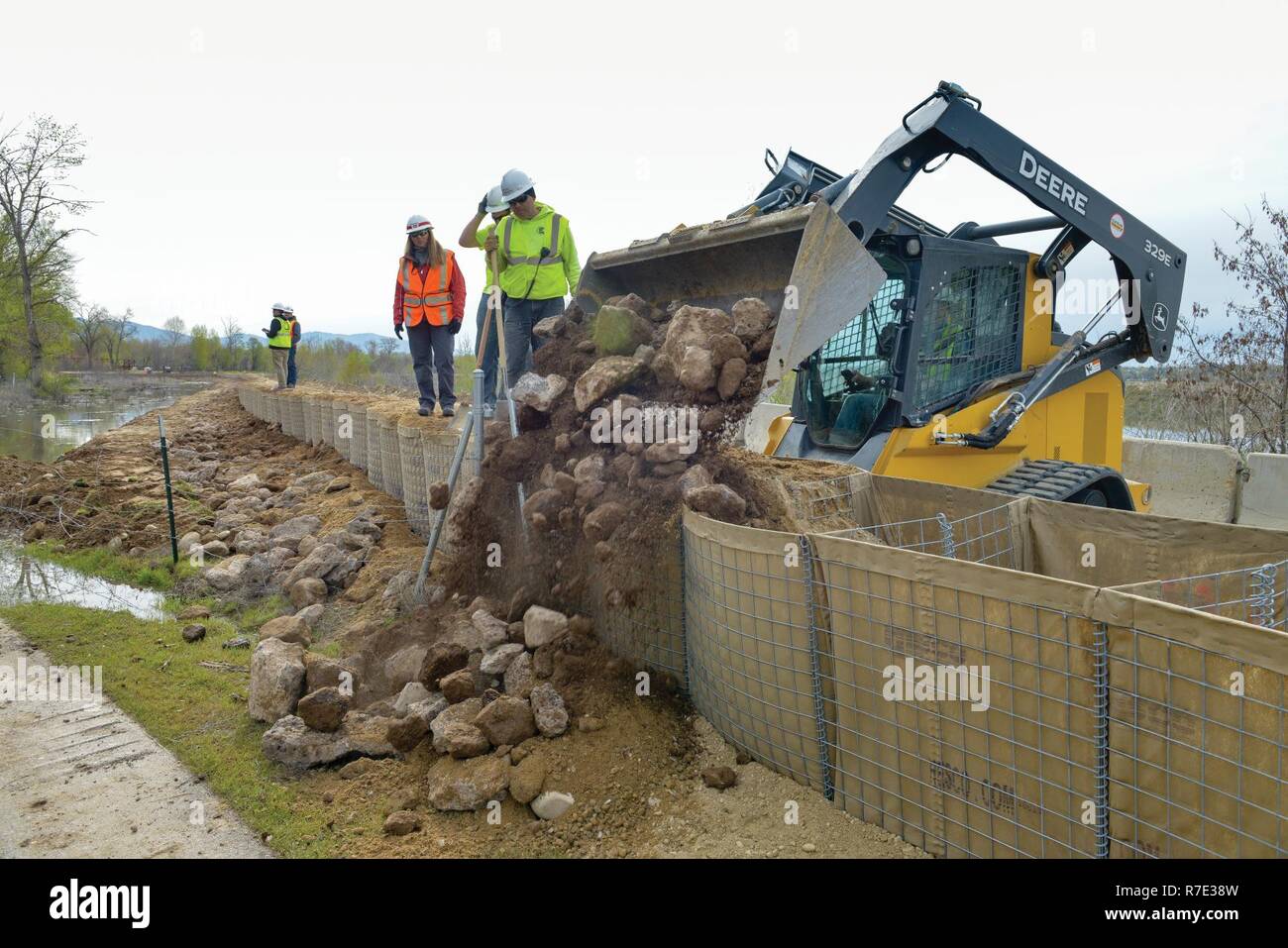 Flood fight team hi-res stock photography and images - Alamy