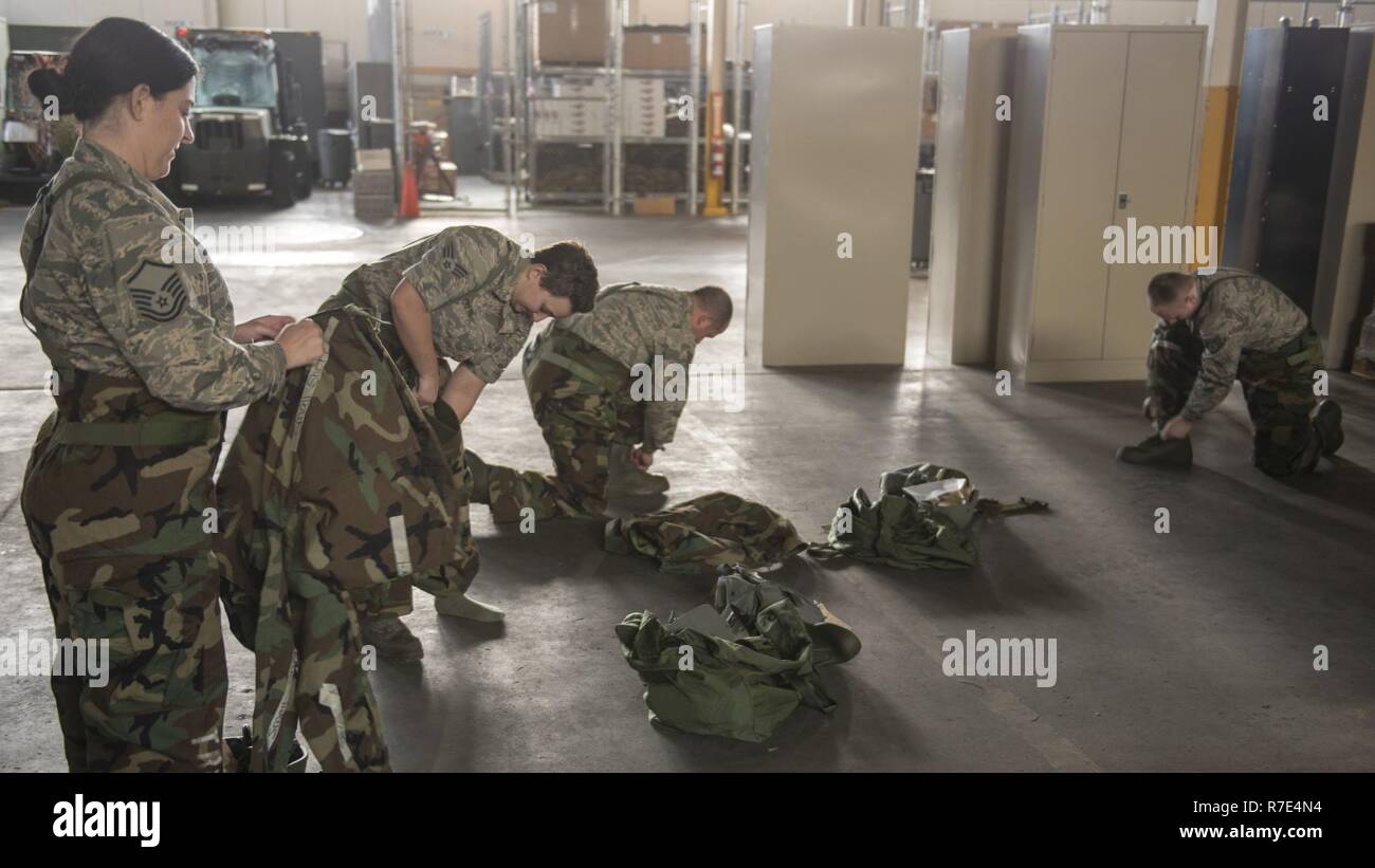 212th engineering installation squadron hi-res stock photography and ...