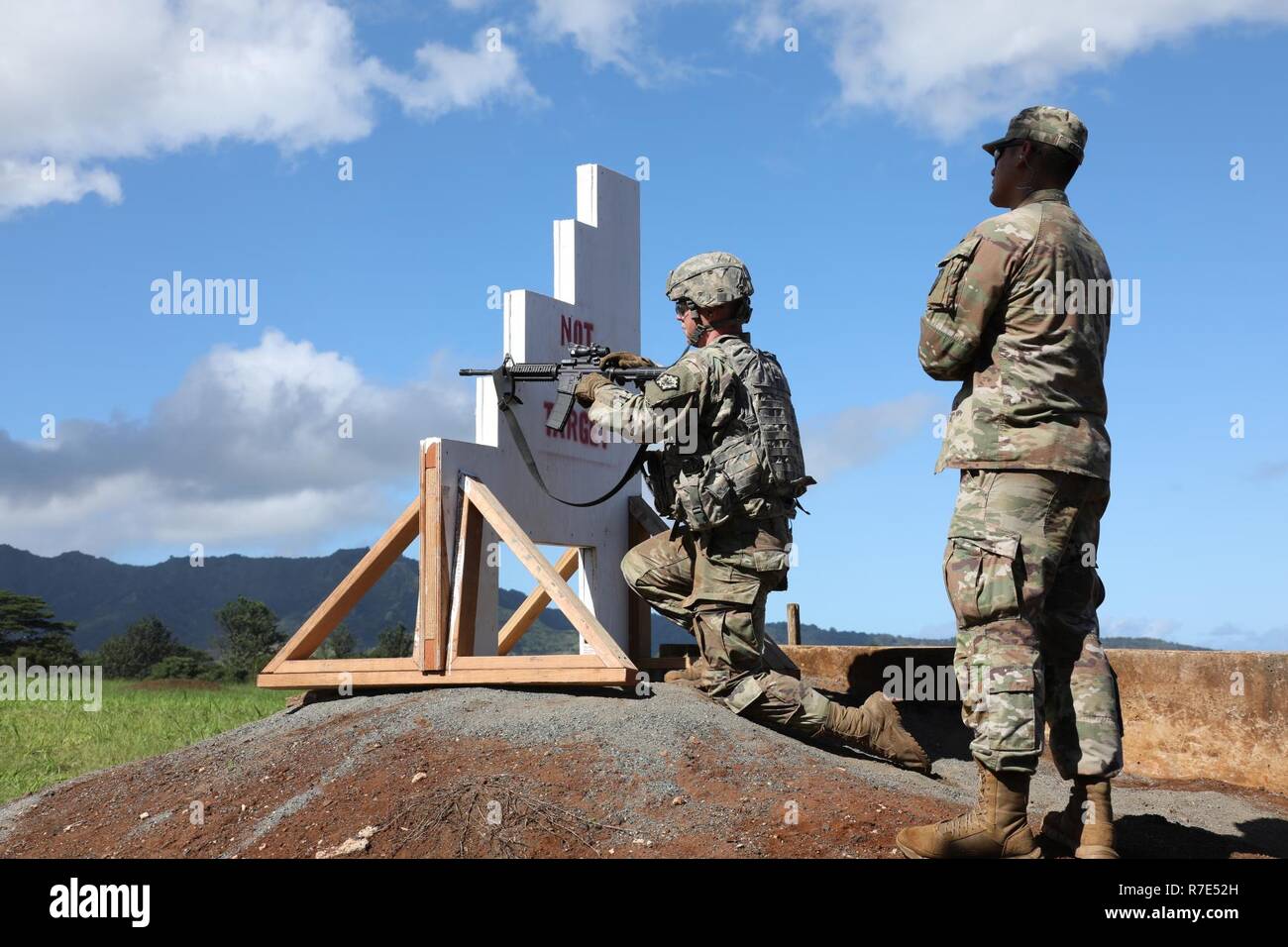 Soldiers start the M4 qualification portion of the America's First ...