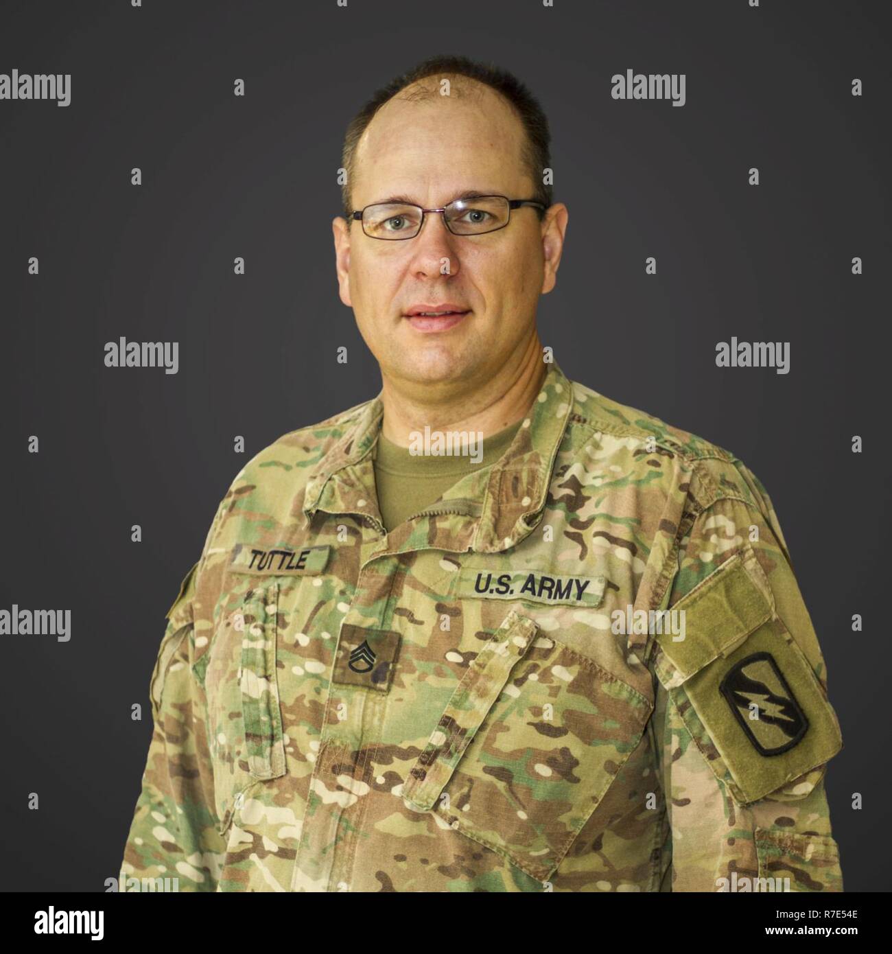 Tuttle and company hi-res stock photography and images - Alamy