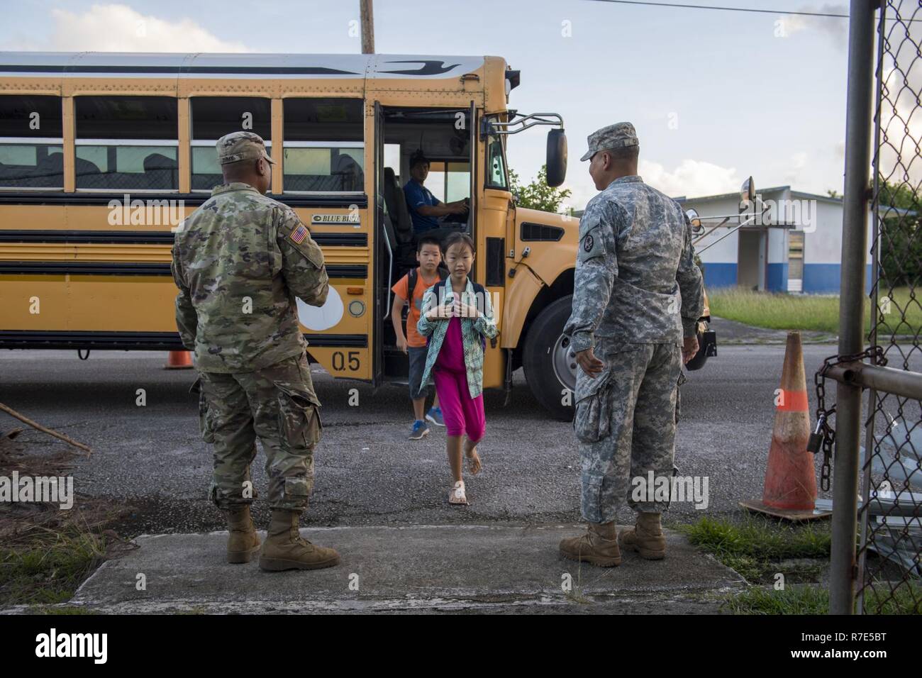 Guam Army National Guardsmen Pfc. Ryan Jimmy and Spc. Tristan Cruz ...