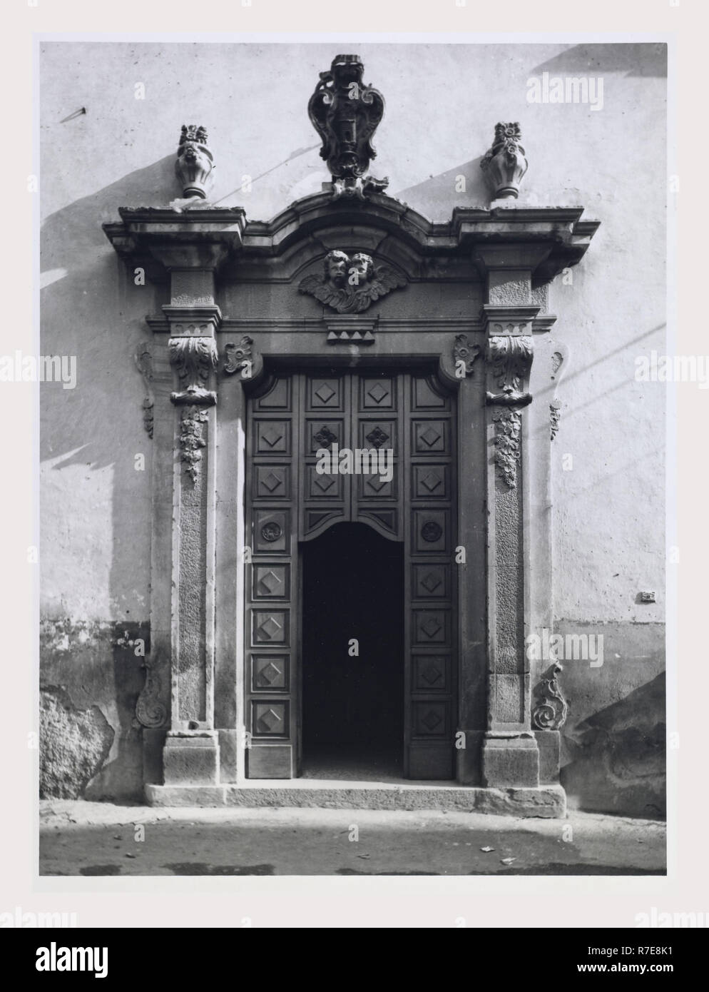 Torre de passeri hi-res stock photography and images - Alamy