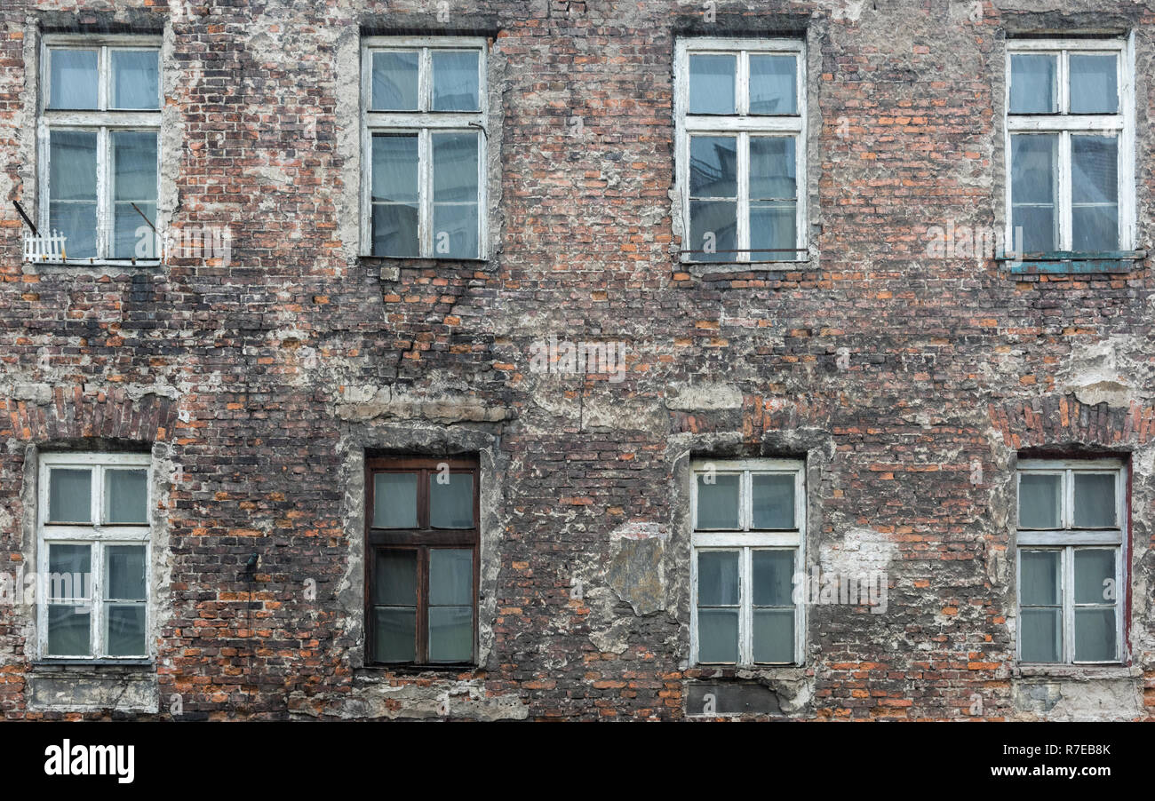 The brown box window in the run down house Stock Photo - Alamy