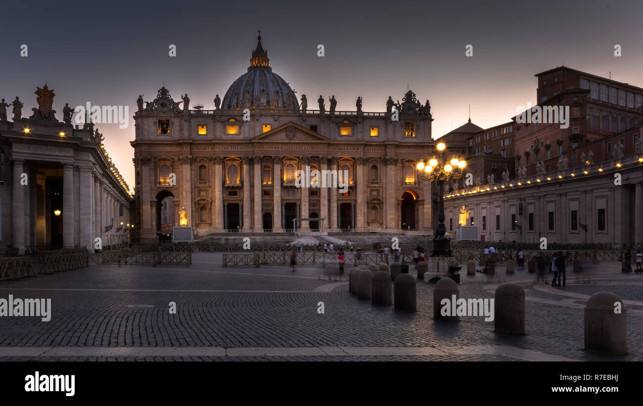 Golden light rome hi-res stock photography and images - Alamy