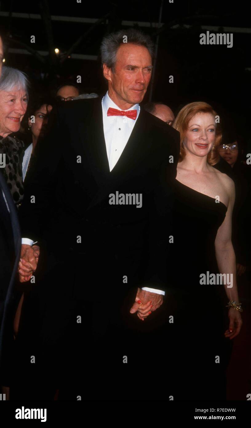 Clint eastwood frances fisher hi-res stock photography and images - Alamy