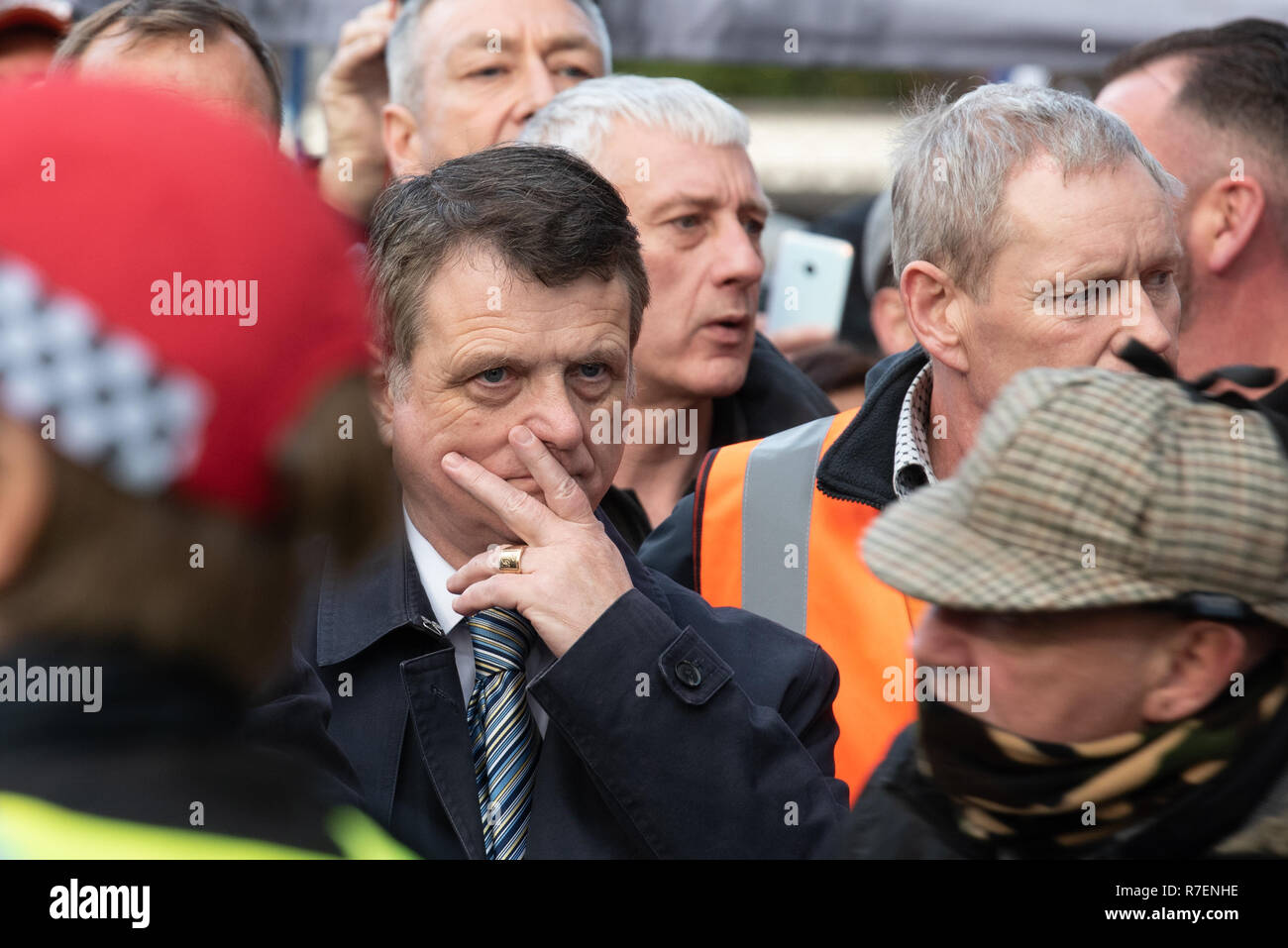 Real name stephen yaxley lennon hi-res stock photography and images - Alamy