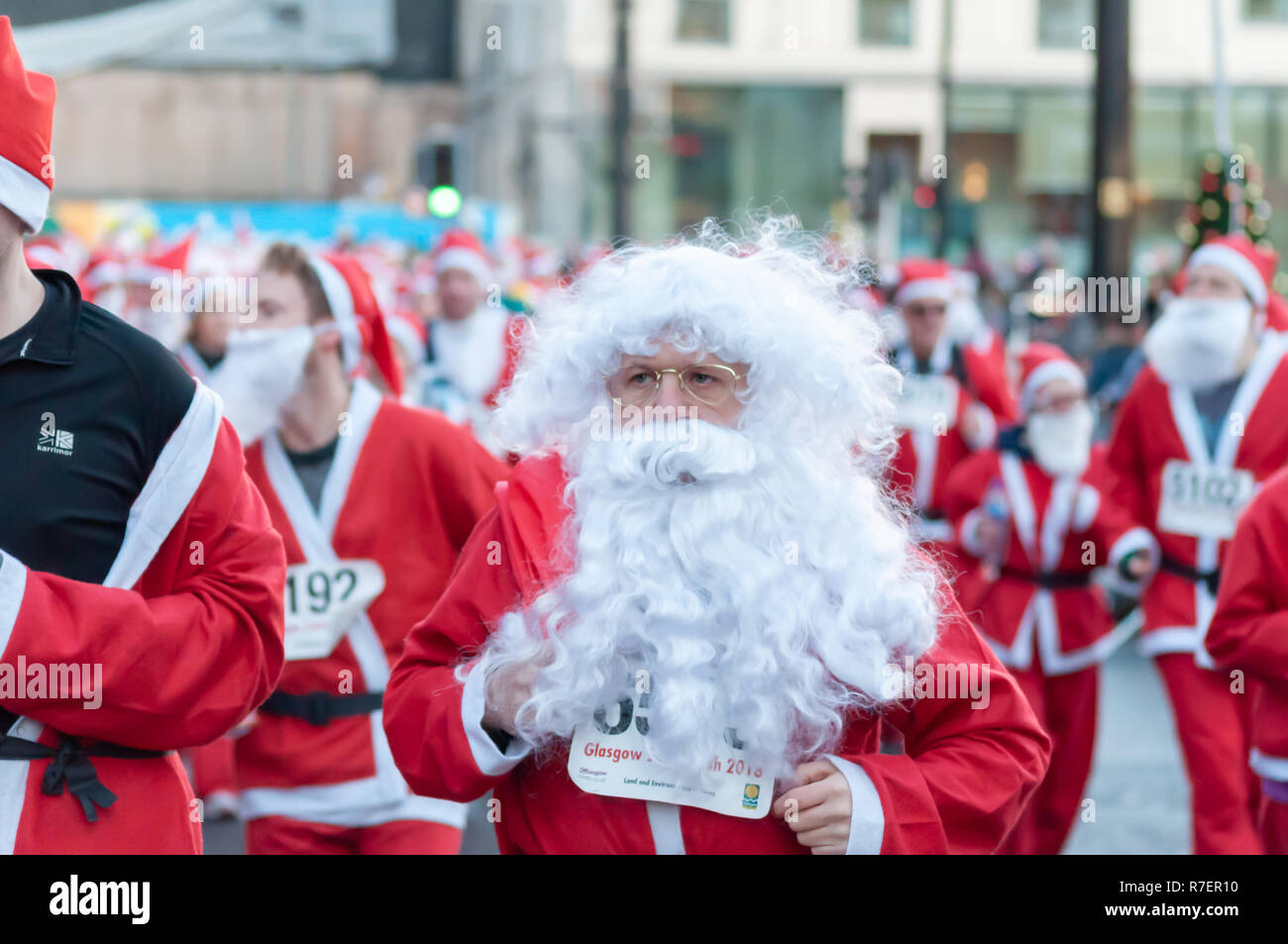 Glasgow, Scotland, UK. 9th December, 2018: Thousands of runners dressed ...