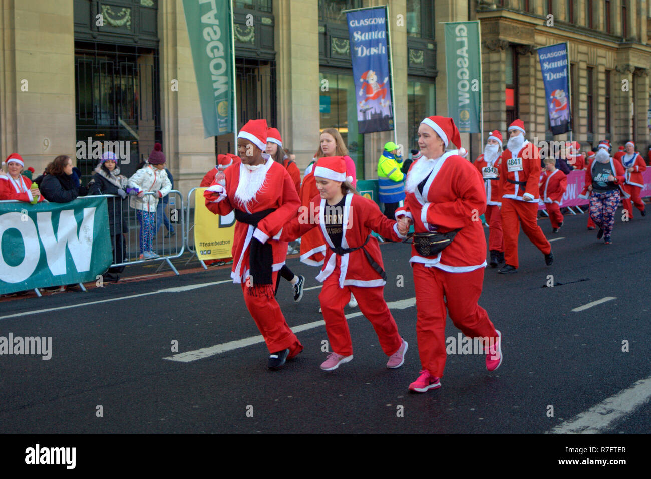 Glasgow santa dash hi-res stock photography and images - Alamy