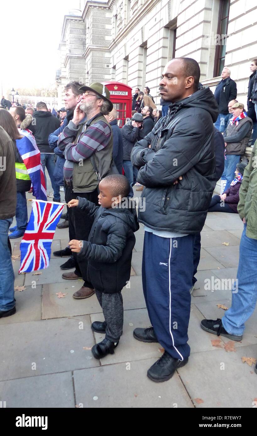 London.UK.9th December 2018. Thousands of Brexit supporters descended ...
