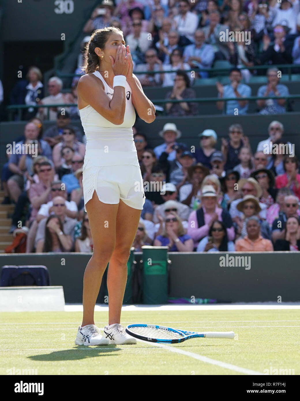 Julia hands hi-res stock photography and images - Alamy