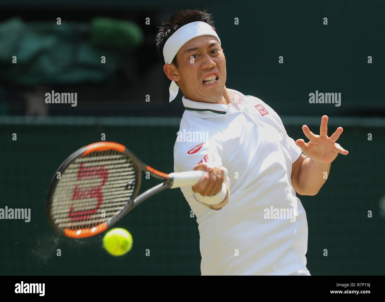 Kei nishikori holding his racket hi-res stock photography and images ...