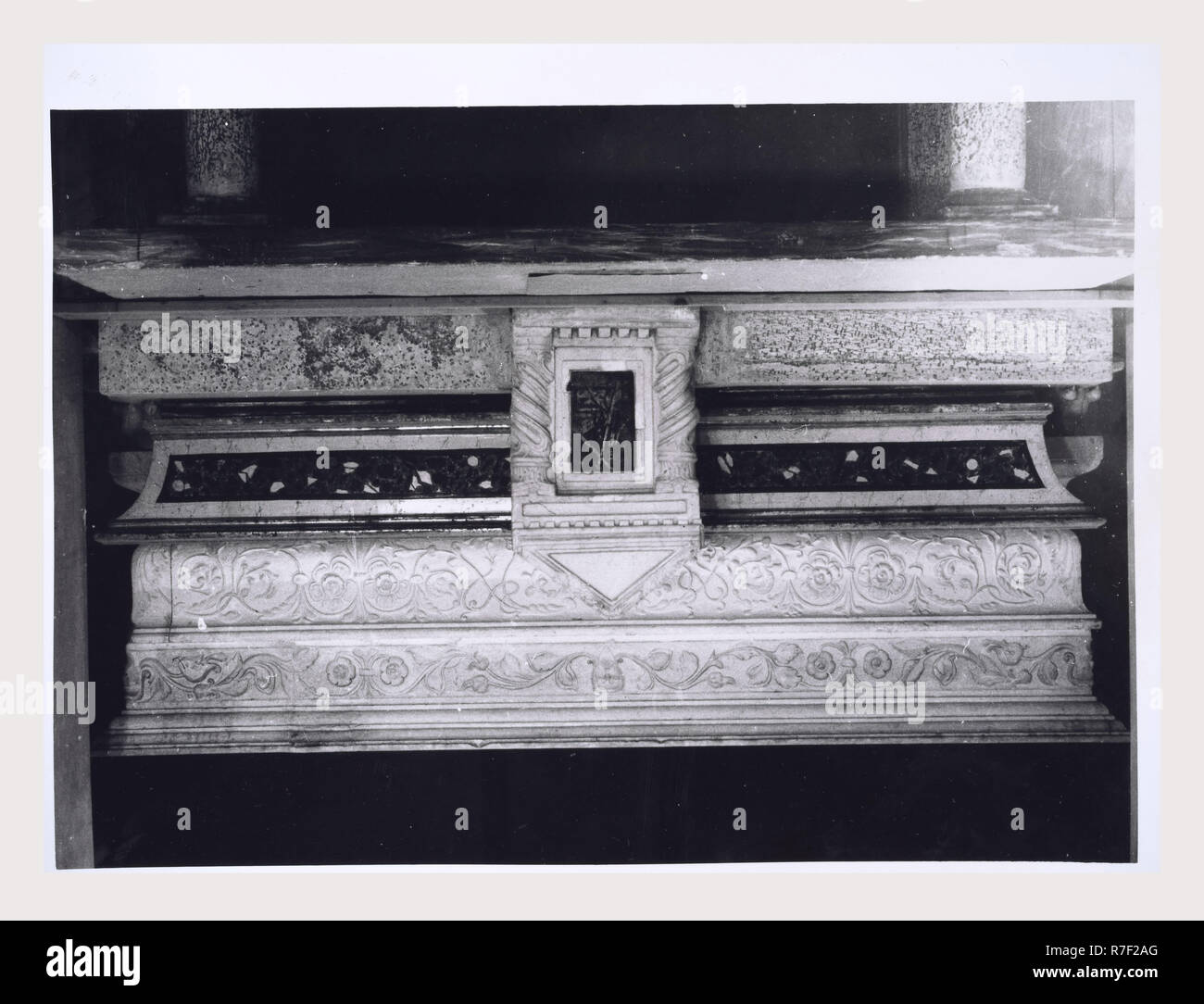 Tomb of st dominic hi-res stock photography and images - Alamy