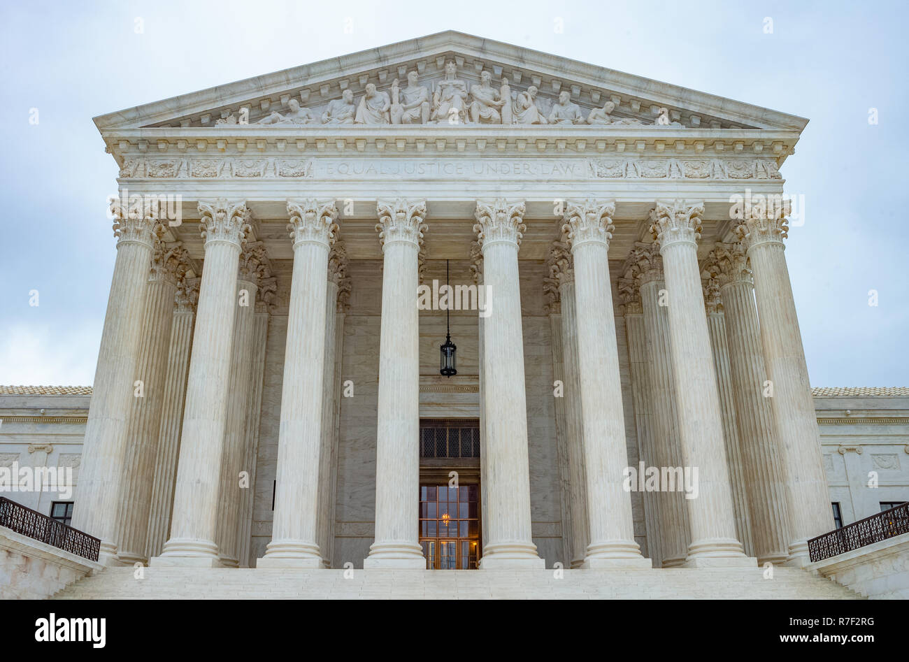Architecture classic supreme hi-res stock photography and images - Alamy